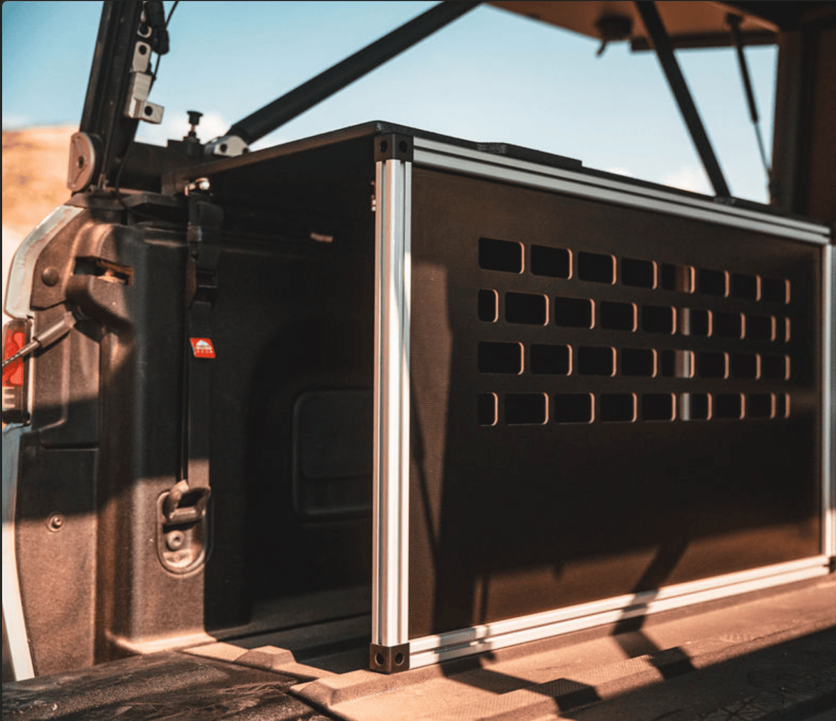 Rivian - R1T - 2022-Present - 1st Gen - 4.5' Bed - Explore Series - Ul ...